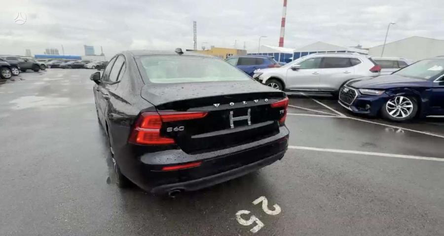 Black Volvo S60 2019 in Klaipeda, with an engine capacity of 1.97 L and mileage of 191 thousand km for 11200 €, photo 8 on AUTOMOTO.COM.LV