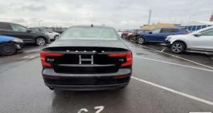 Black Volvo S60 2019 in Klaipeda, with an engine capacity of 1.97 L and mileage of 191 thousand km for 11200 €, photo 10 on AUTOMOTO.COM.LV