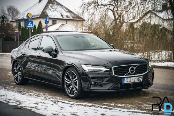 Melns Volvo S60 2020 Rīga, ar dzinēja tilpumu 2.00 L un nobraukumu 245 tūkst. km par 20990 €, foto 4 vietnē AUTOMOTO.COM.LV