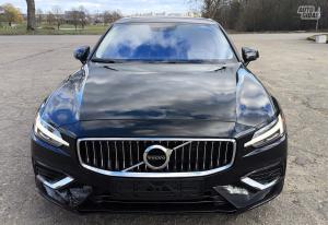 Melns Volvo S60 2020 Kauņa, ar dzinēja tilpumu 2.00 L un nobraukumu 87 tūkst. km par 14999 €, foto 3 vietnē AUTOMOTO.COM.LV