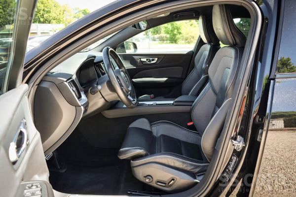 Melns Volvo S60 2020 Tukums, ar dzinēja tilpumu 2.00 L un nobraukumu 299 tūkst. km par 14490 €, foto 6 vietnē AUTOMOTO.COM.LV