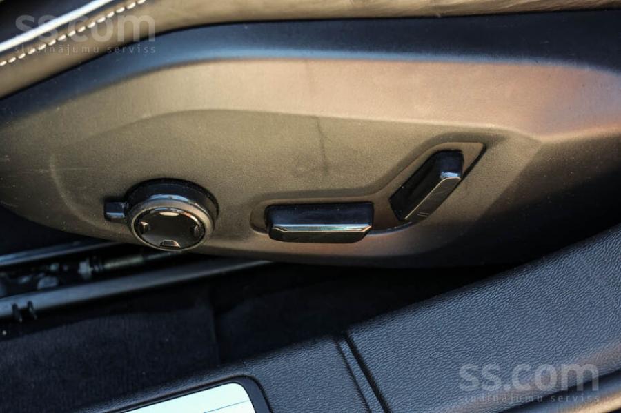 Melns Volvo S60 2020 Tukums, ar dzinēja tilpumu 2.00 L un nobraukumu 299 tūkst. km par 14490 €, foto 24 vietnē AUTOMOTO.COM.LV