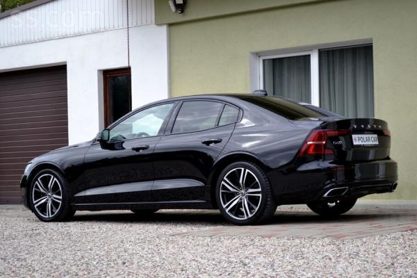 Melns Volvo S60 2020 Tukums, ar dzinēja tilpumu 2.00 L un nobraukumu 268 tūkst. km par 18490 €, foto 9 vietnē AUTOMOTO.COM.LV