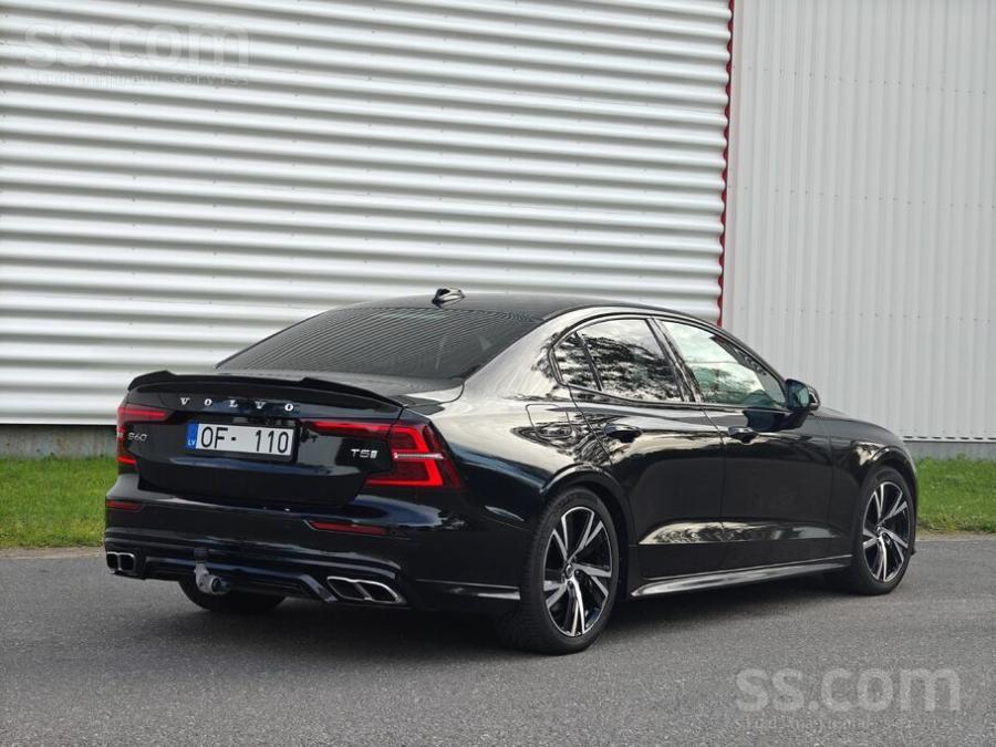Black Volvo S60 2020 in Riga, with an engine capacity of 2.00 L and mileage of 190 thousand km for 21000 €, photo 5 on AUTOMOTO.COM.LV