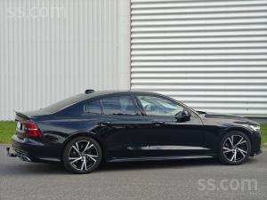 Black Volvo S60 2020 in Riga, with an engine capacity of 2.00 L and mileage of 190 thousand km for 21000 €, photo 6 on AUTOMOTO.COM.LV