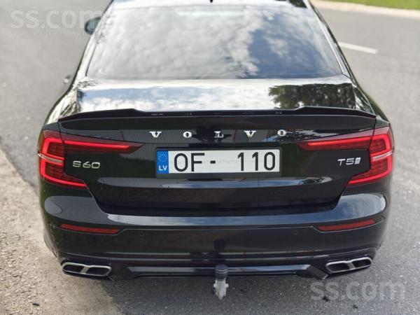 Melns Volvo S60 2020 Rīga, ar dzinēja tilpumu 2.00 L un nobraukumu 190 tūkst. km par 21000 €, foto 8 vietnē AUTOMOTO.COM.LV