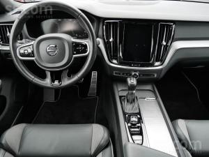 Black Volvo S60 2020 in Riga, with an engine capacity of 2.00 L and mileage of 190 thousand km for 21000 €, photo 11 on AUTOMOTO.COM.LV