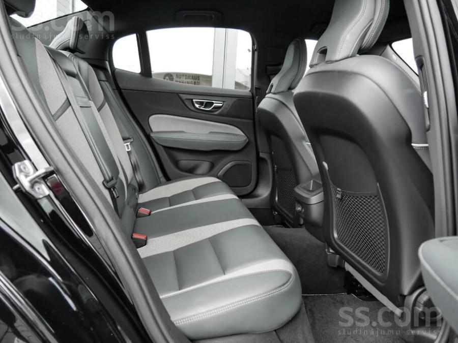 Black Volvo S60 2020 in Riga, with an engine capacity of 2.00 L and mileage of 190 thousand km for 21000 €, photo 16 on AUTOMOTO.COM.LV