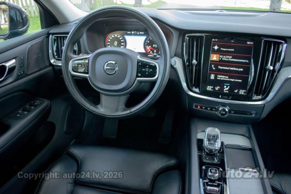 Melns Volvo S60 2021 Tallina, ar dzinēja tilpumu 2.00 L un nobraukumu 49 tūkst. km par 31990 €, foto 3 vietnē AUTOMOTO.COM.LV