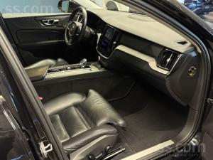 Black Volvo S60 2021 in Riga, with an engine capacity of 2.00 L and mileage of 180 thousand km for 19990 €, photo 13 on AUTOMOTO.COM.LV