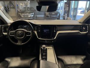 Черный Вольво С60 2021 в Рига, объемом двигателя 2.00 л и пробегом 180 тыс. км за 18990 €, фото 14 на AUTOMOTO.COM.LV