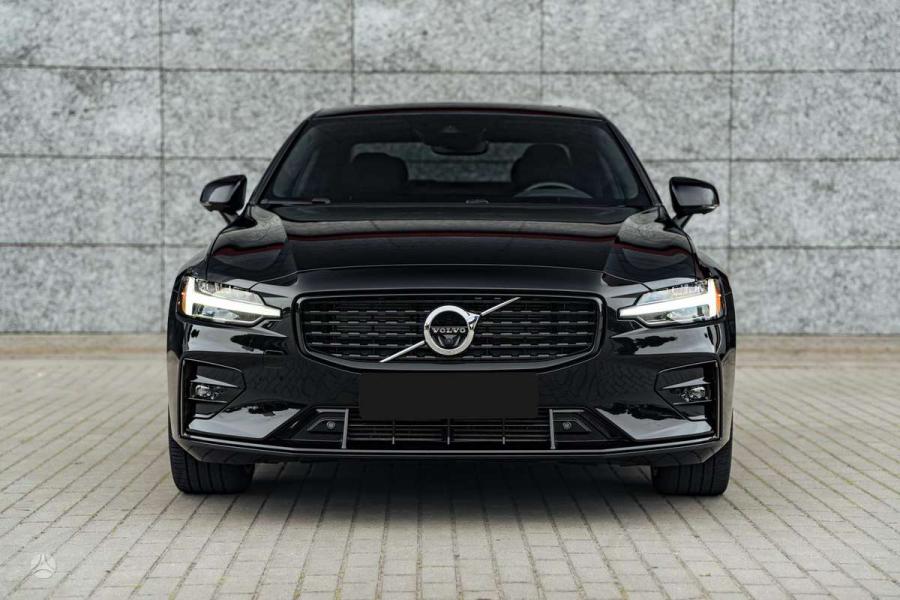 Melns Volvo S60 2021 Klaipėda, ar dzinēja tilpumu 2.00 L un nobraukumu 69 tūkst. km par 23000 €, foto 1 vietnē AUTOMOTO.COM.LV