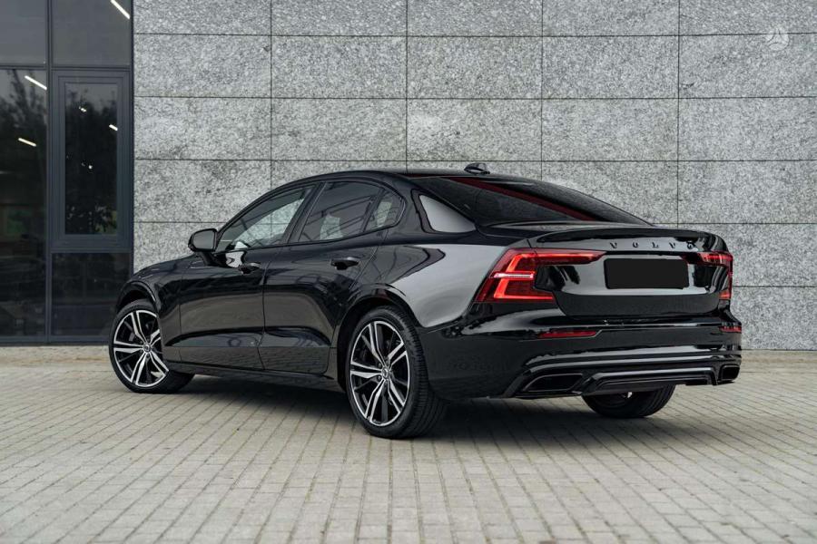 Melns Volvo S60 2021 Klaipėda, ar dzinēja tilpumu 2.00 L un nobraukumu 69 tūkst. km par 23000 €, foto 5 vietnē AUTOMOTO.COM.LV