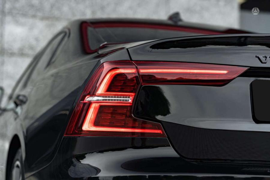 Melns Volvo S60 2021 Klaipėda, ar dzinēja tilpumu 2.00 L un nobraukumu 69 tūkst. km par 23000 €, foto 7 vietnē AUTOMOTO.COM.LV