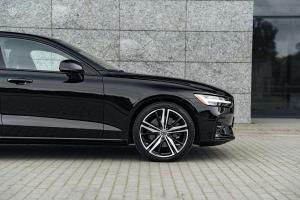 Melns Volvo S60 2021 Klaipėda, ar dzinēja tilpumu 2.00 L un nobraukumu 69 tūkst. km par 23000 €, foto 10 vietnē AUTOMOTO.COM.LV