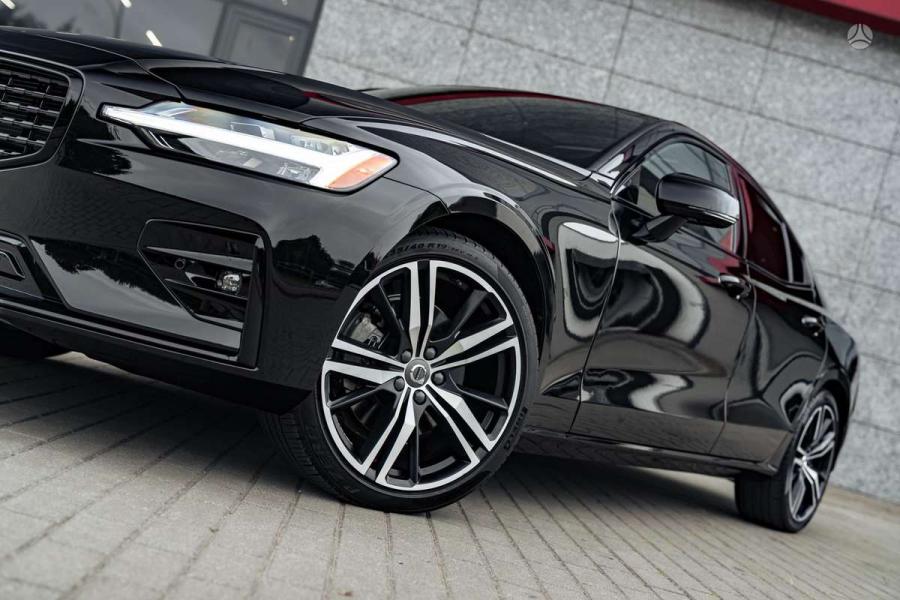 Melns Volvo S60 2021 Klaipėda, ar dzinēja tilpumu 2.00 L un nobraukumu 69 tūkst. km par 23000 €, foto 14 vietnē AUTOMOTO.COM.LV