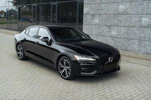 Melns Volvo S60 2021 Klaipėda, ar dzinēja tilpumu 2.00 L un nobraukumu 69 tūkst. km par 23000 €, foto 20 vietnē AUTOMOTO.COM.LV