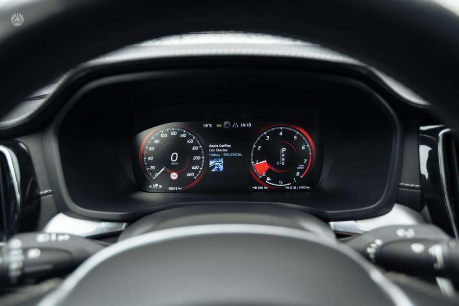 Melns Volvo S60 2021 Klaipėda, ar dzinēja tilpumu 2.00 L un nobraukumu 69 tūkst. km par 23000 €, foto 33 vietnē AUTOMOTO.COM.LV