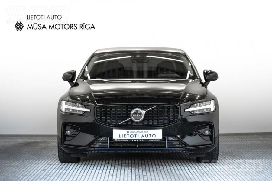 Melns Volvo S60 2023 Rīga, ar dzinēja tilpumu 2.00 L un nobraukumu 36 tūkst. km par 34900 €, foto 6 vietnē AUTOMOTO.COM.LV