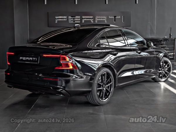 Melns Volvo S60 2024 Tallina, ar dzinēja tilpumu 2.00 L un nobraukumu 28 tūkst. km par 43900 €, foto 2 vietnē AUTOMOTO.COM.LV
