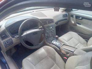 Zils Volvo S60 2000 Šauļi, ar dzinēja tilpumu 2.40 L un nobraukumu 330 tūkst. km par 780 €, foto 9 vietnē AUTOMOTO.COM.LV