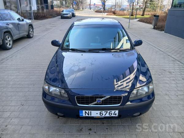 Zils Volvo S60 2001 Aizkraukle, ar dzinēja tilpumu 2.40 L un nobraukumu 0 tūkst. km par 700 €, foto 6 vietnē AUTOMOTO.COM.LV