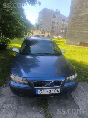 Blue Volvo S60 2001 in Liepaja, with an engine capacity of 2.40 L and mileage of 401 thousand km for 1100 €, photo 8 on AUTOMOTO.COM.LV