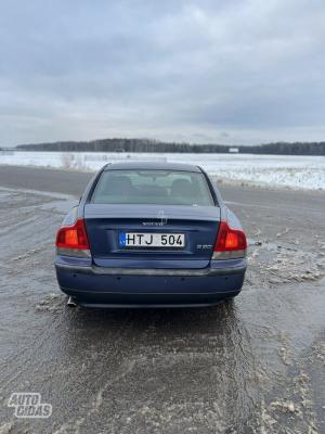 Blue Volvo S60 2001 in Kaunas, with an engine capacity of 2.40 L and mileage of 416 thousand km for 800 €, photo 3 on AUTOMOTO.COM.LV