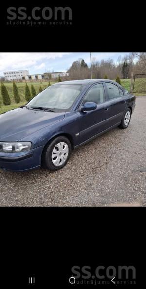 Zils Volvo S60 2001 Valmiera, ar dzinēja tilpumu 2.40 L un nobraukumu 302 tūkst. km par 1200 €, foto 2 vietnē AUTOMOTO.COM.LV