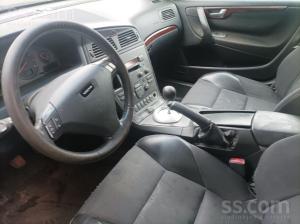 Zils Volvo S60 2001 Rīga, ar dzinēja tilpumu 2.40 L un nobraukumu 297 tūkst. km par 990 €, foto 6 vietnē AUTOMOTO.COM.LV
