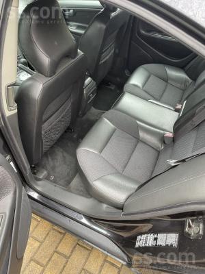 Zils Volvo S60 2001 Rīga, ar dzinēja tilpumu 2.40 L un nobraukumu 280 tūkst. km par 1600 €, foto 7 vietnē AUTOMOTO.COM.LV