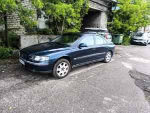 Blue Volvo S60 2001 in Riga, with an engine capacity of 2.40 L and mileage of 206 thousand km for 1000 €, photo  on AUTOMOTO.COM.LV