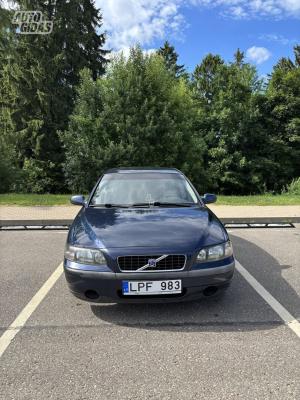 Blue Volvo S60 2001 in Vilnius, with an engine capacity of 2.40 L and mileage of 370 thousand km for 1350 €, photo 3 on AUTOMOTO.COM.LV