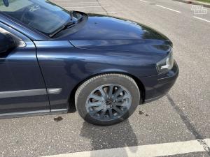 Blue Volvo S60 2001 in Vilnius, with an engine capacity of 2.40 L and mileage of 370 thousand km for 1350 €, photo 12 on AUTOMOTO.COM.LV