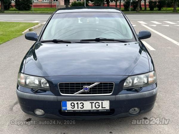 Синий Вольво С60 2001 в Нарва, объемом двигателя 2.40 л и пробегом 299 тыс. км за 799 €, фото 2 на AUTOMOTO.COM.LV
