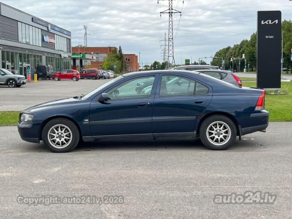 Синий Вольво С60 2001 в Нарва, объемом двигателя 2.40 л и пробегом 299 тыс. км за 799 €, фото 8 на AUTOMOTO.COM.LV