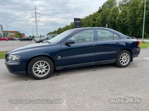 Синий Вольво С60 2001 в Нарва, объемом двигателя 2.40 л и пробегом 299 тыс. км за 799 €, фото 10 на AUTOMOTO.COM.LV