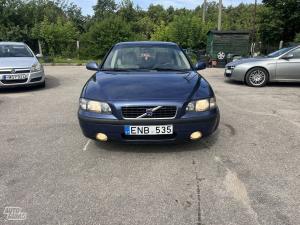 Zils Volvo S60 2001 Šauļi, ar dzinēja tilpumu 2.40 L un nobraukumu 0 tūkst. km par 649 €, foto 3 vietnē AUTOMOTO.COM.LV