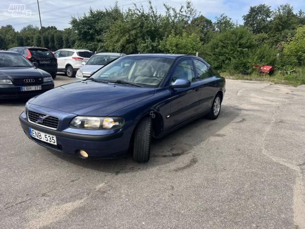 Blue Volvo S60 2001 in Siauliai, with an engine capacity of 2.40 L and mileage of 0 thousand km for 649 €, photo 7 on AUTOMOTO.COM.LV