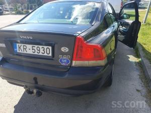 Zils Volvo S60 2001 Tukums, ar dzinēja tilpumu 2.40 L un nobraukumu 335 tūkst. km par 700 €, foto 5 vietnē AUTOMOTO.COM.LV
