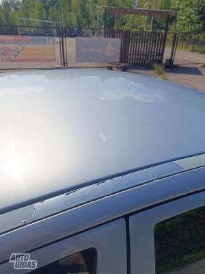 Blue Volvo S60 2001 in Radviliskis, with an engine capacity of 2.40 L and mileage of 263 thousand km for 650 €, photo 10 on AUTOMOTO.COM.LV
