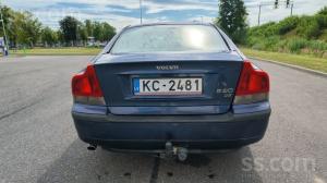 Blue Volvo S60 2001 in Daugavpils, with an engine capacity of 2.40 L and mileage of 356 thousand km for 1200 €, photo 4 on AUTOMOTO.COM.LV