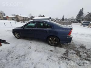 Zils Volvo S60 2002 Madona, ar dzinēja tilpumu 2.40 L un nobraukumu 356 tūkst. km par 850 €, foto 4 vietnē AUTOMOTO.COM.LV