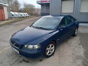 Blue Volvo S60 2002 in Siauliai, with an engine capacity of 2.40 L and mileage of 290 thousand km for 1000 €, photo 7 on AUTOMOTO.COM.LV