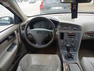 Zils Volvo S60 2002 Viļņa, ar dzinēja tilpumu 2.40 L un nobraukumu 281 tūkst. km par 550 €, foto 5 vietnē AUTOMOTO.COM.LV