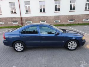 Blue Volvo S60 2002 in Taurage, with an engine capacity of 2.40 L and mileage of 254 thousand km for 1650 €, photo 9 on AUTOMOTO.COM.LV