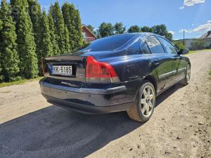 Blue Volvo S60 2002 in Dobele, with an engine capacity of 2.40 L and mileage of 246 thousand km for 1500 €, photo 4 on AUTOMOTO.COM.LV