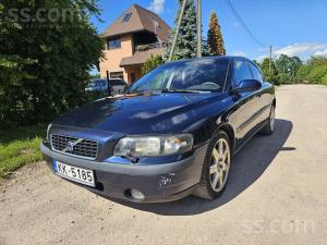 Blue Volvo S60 2002 in Dobele, with an engine capacity of 2.40 L and mileage of 246 thousand km for 1500 €, photo 5 on AUTOMOTO.COM.LV