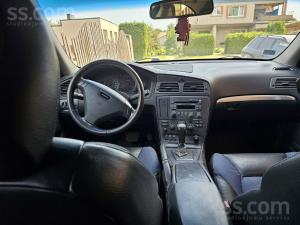 Blue Volvo S60 2002 in Dobele, with an engine capacity of 2.40 L and mileage of 246 thousand km for 1500 €, photo 10 on AUTOMOTO.COM.LV