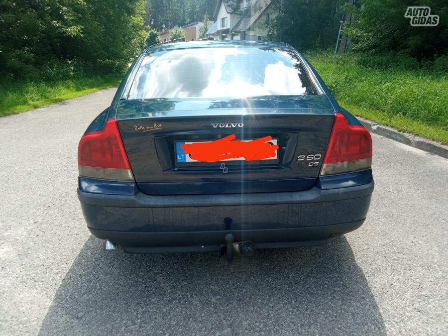 Zils Volvo S60 2002 Viļņa, ar dzinēja tilpumu 2.40 L un nobraukumu 330 tūkst. km par 1290 €, foto 4 vietnē AUTOMOTO.COM.LV